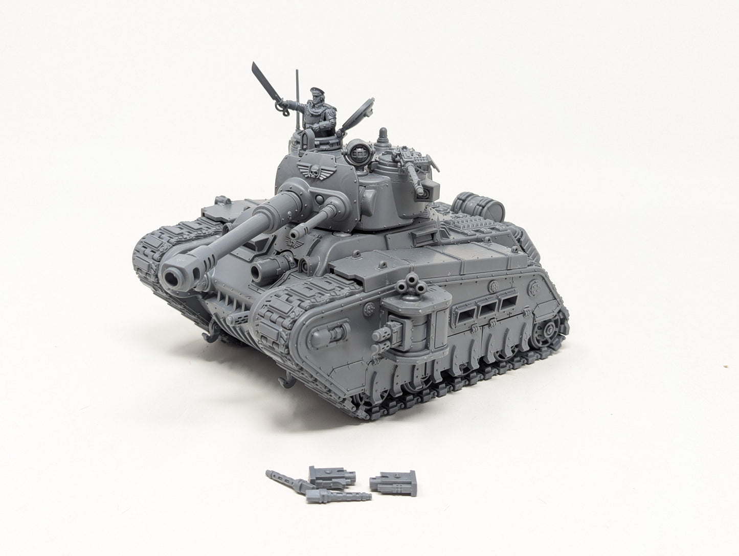 Rogal Dorn Battle Tank – Bastion